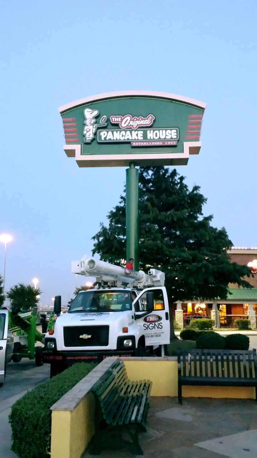 Ten Questions to Ask When Purchasing Exterior Signage for Your Business