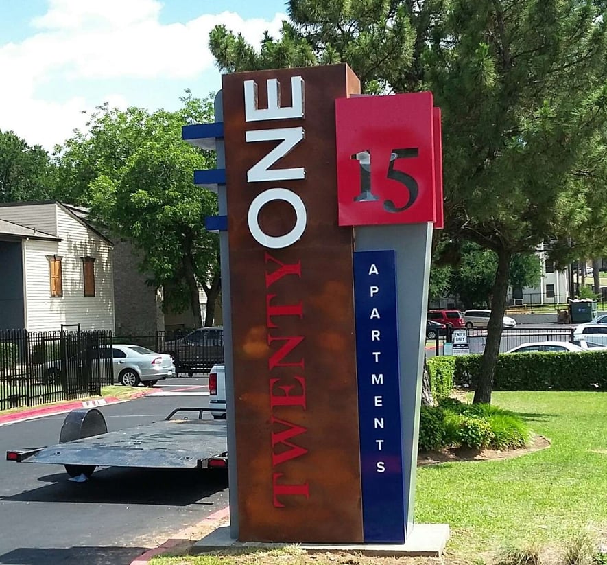 Ten Questions to Ask When Purchasing Exterior Signage for Your Business